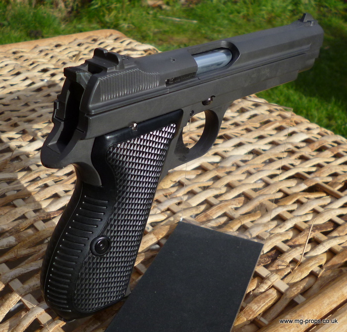 SIG P210