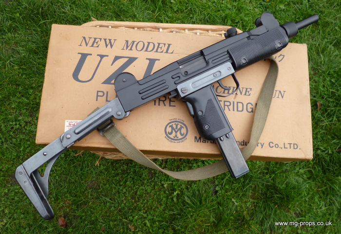Uzi Omriss UZI | ShootingRangePrague.com